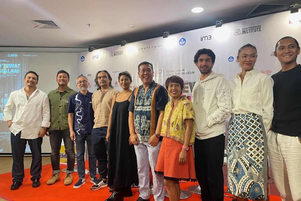 Pertunjukan Setelah Lewat Djam Malam, Pertemukan Film dan Teater ...