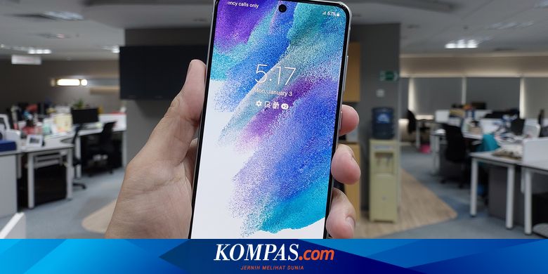 Unboxing dan Kesan Pertama Menggenggam Samsung Galaxy S21 FE