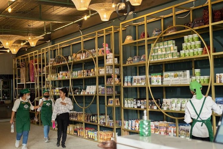 Restoran Unik Serba Daun Kelor di Labuan Bajo, La Moringa