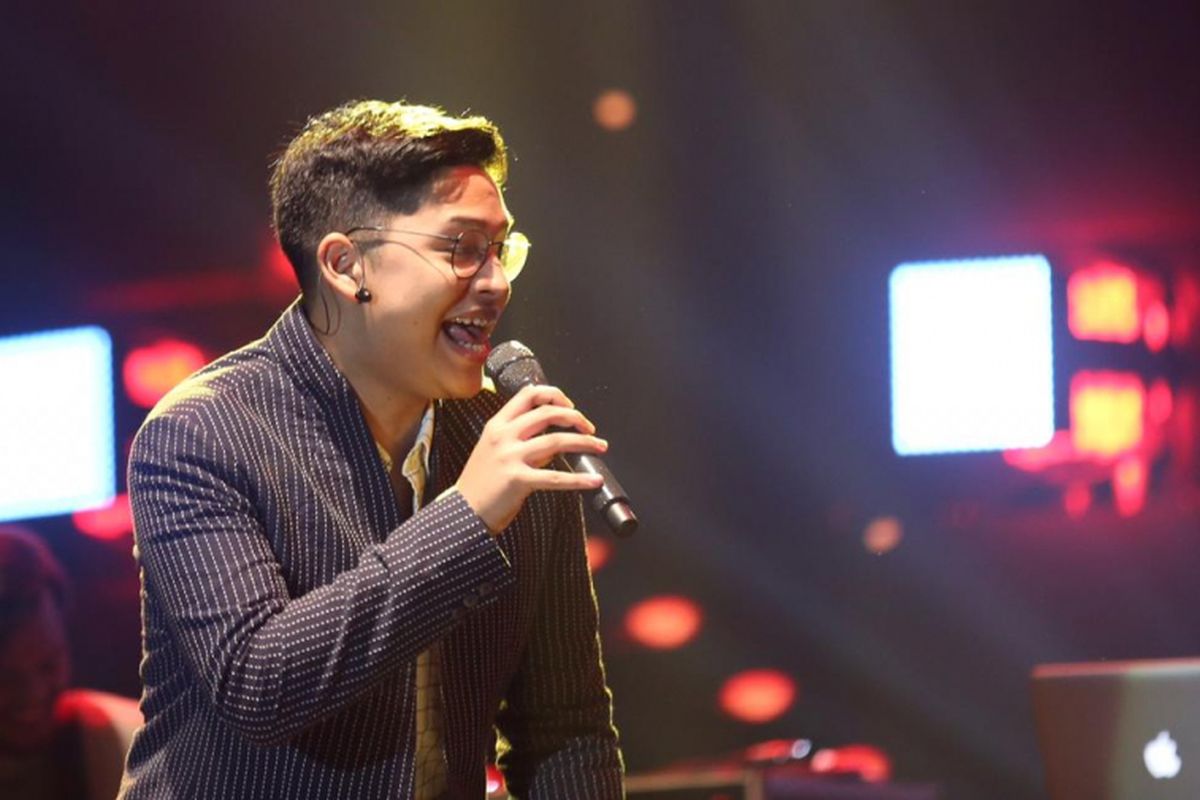 Lirik dan Chord Lagu Primadona - Adikara