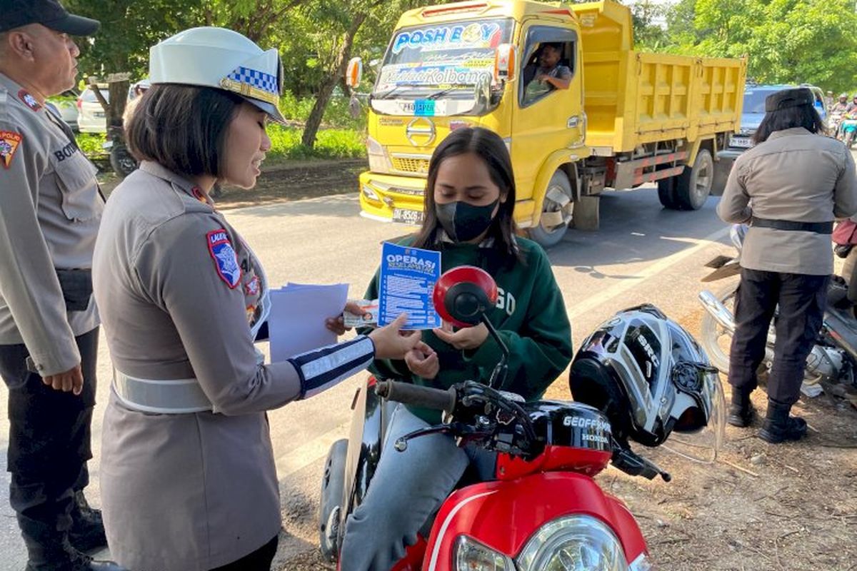 Apa Saja Perbedaan Tilang Manual dengan Tilang Elektronik?