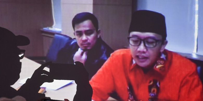 Former Minister Plans to Cut Deal With Prosecutors in Indonesia's ...