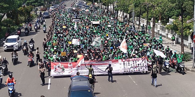 Berita Harian Demo Ojol Surabaya Terbaru Hari Ini - Kompas.com