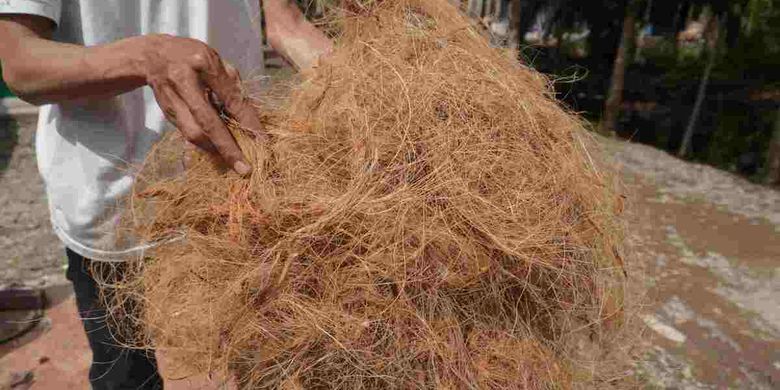 Plastik Marak dalam Pertanian, Serasah Tersisih Meski Lebih Ramah ...