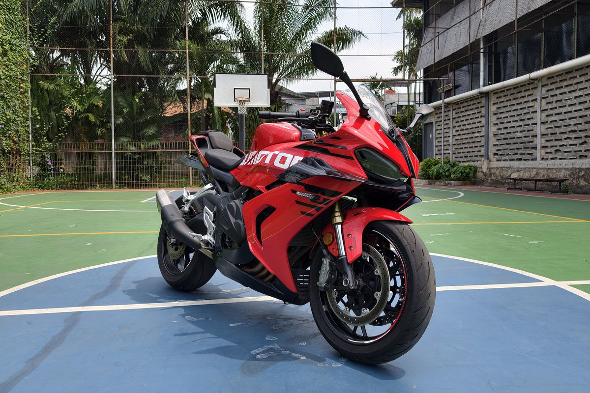 QJMotor SRK 800 RR, Moge Sport Rp 268 Jutaan Tampilan Agresif