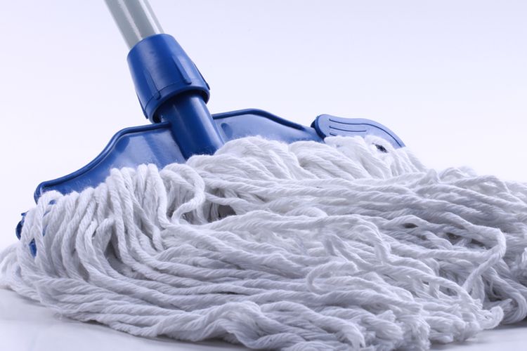 Cara Membersihkan Kain Pel secara Mendalam