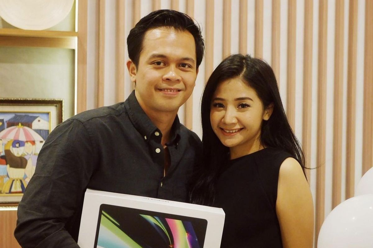 Kenang Momen Pelukan Terakhir Clerence Chyntia, Rio Alief NOAH: Fotoin ...