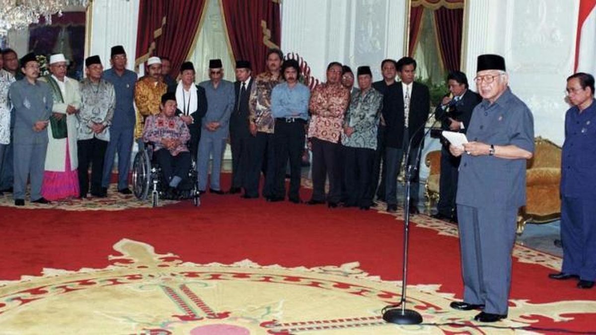 19 Mei 1998: Soeharto Undang Tokoh Nasional di Istana Sebelum Lengser