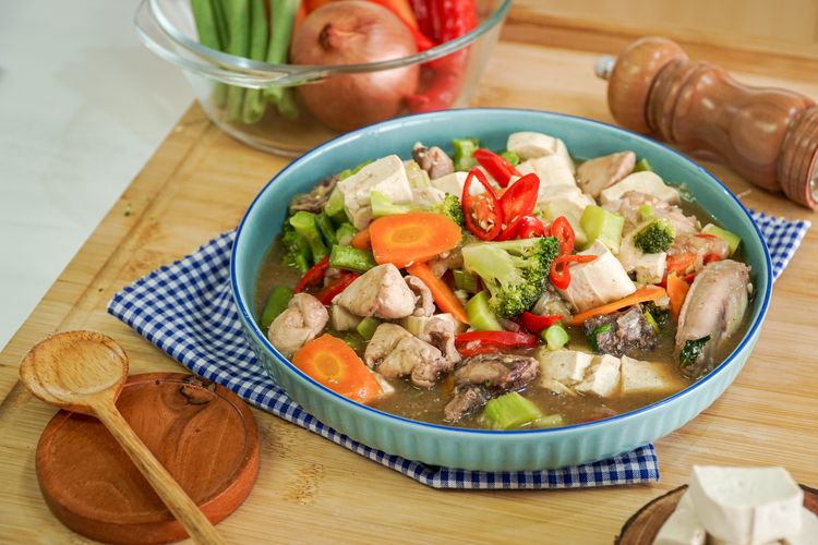 Resep Tumis Sayur Saus Tiram, Cara Masaknya Praktis