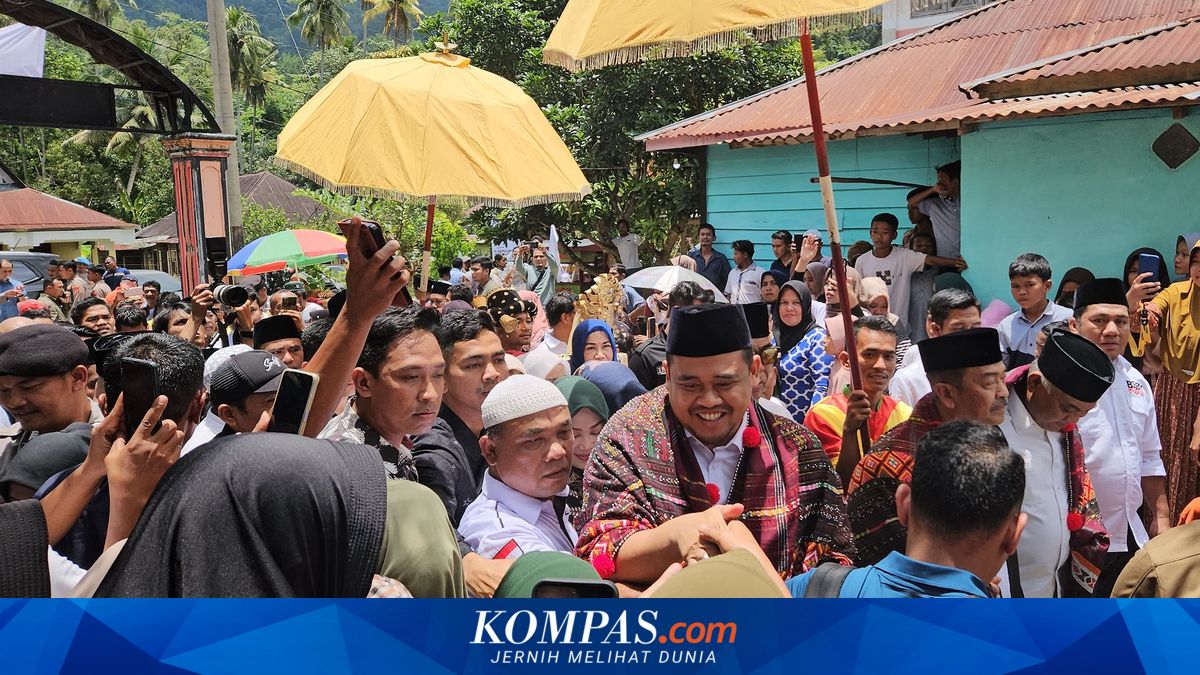Bobby Kunjungi Madina, Tokoh Adat: Putera Terbaik Kampung Kita