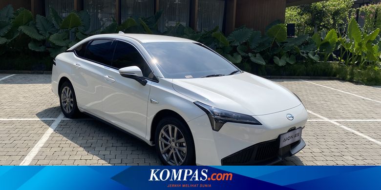 Mobil Listrik Sedan Murah Aion ES Diperkenalkan, Harga di Bawah Rp 400 Juta - Kompas.com