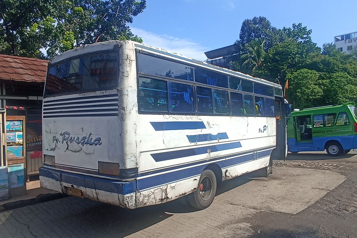Riwayat Bus Pusaka: Kotak Memori Masa Muda dan Harapan Tetap Eksis