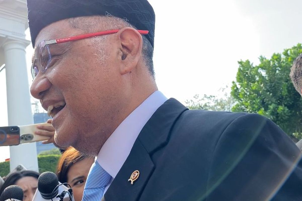 Wamenkop hingga Kepala BP Haji Datangi Istana Pakai Jas dan Dasi Biru ...
