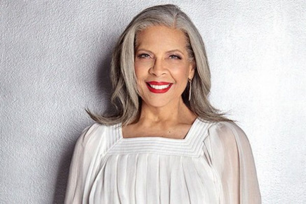 Lirik dan Chord Lagu Smoke Gets in Your Eyes - Patti Austin