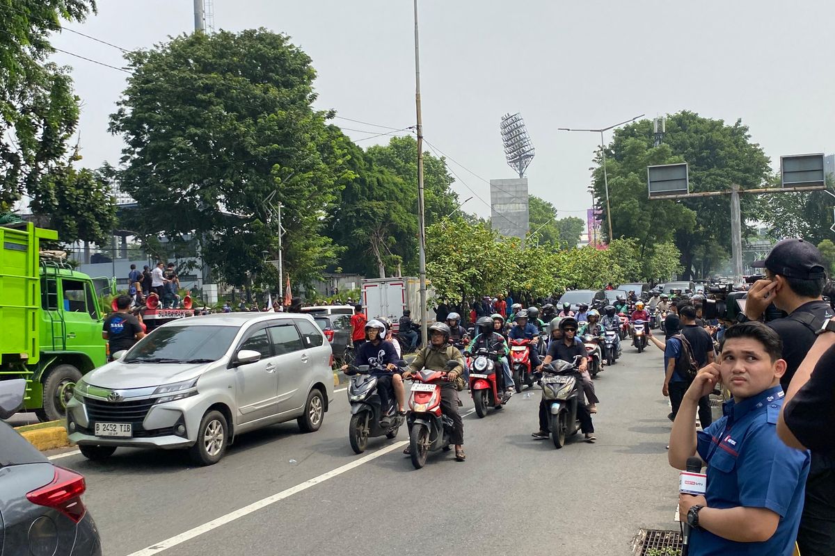 Link CCTV Pantau Lalu Lintas Sekitar Demo di DPR Sore Ini 25 Agustus 2025