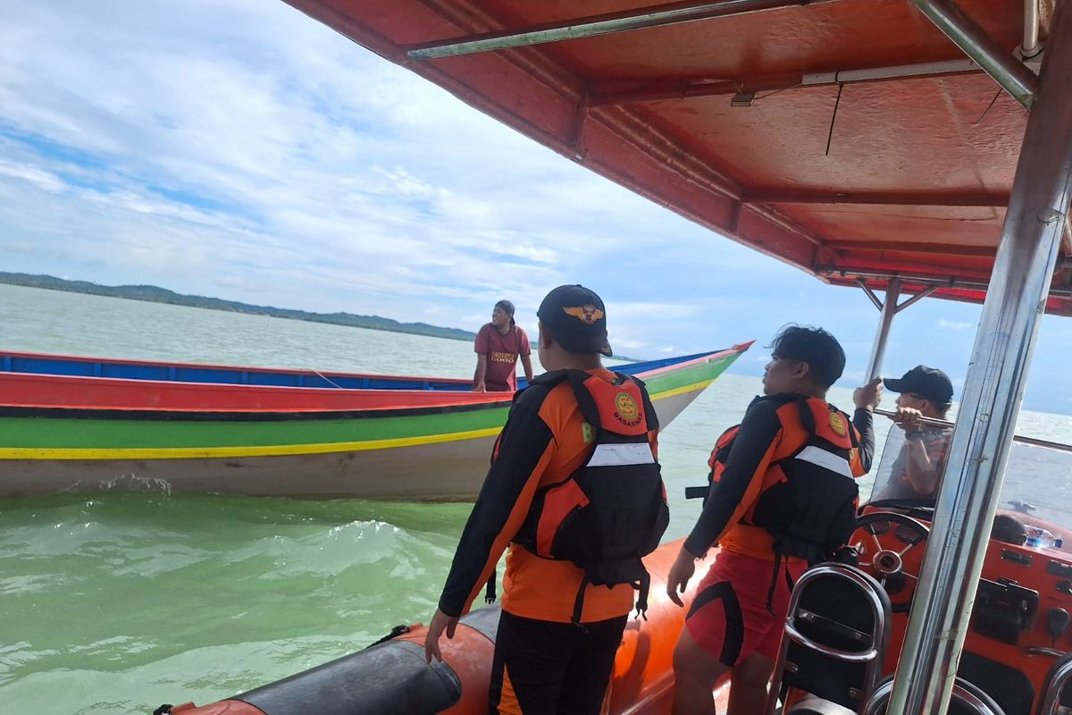 Perahu Terbalik di Pulau Sebatik, Dua Nelayan Hilang
