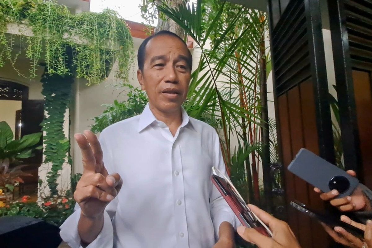 Marak Coretan 'Adili Jokowi', Jokowi: Itu Cara Mengungkapkan Ekspresi Marak Coretan 'Adili Jokowi', Jokowi: Itu Cara Mengungkapkan Ekspresi