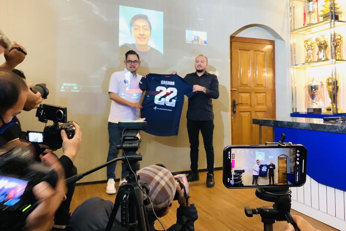 Cerita Transfer Hanis Saghara ke Arema FC: Berawal dari Bisnis dengan ...