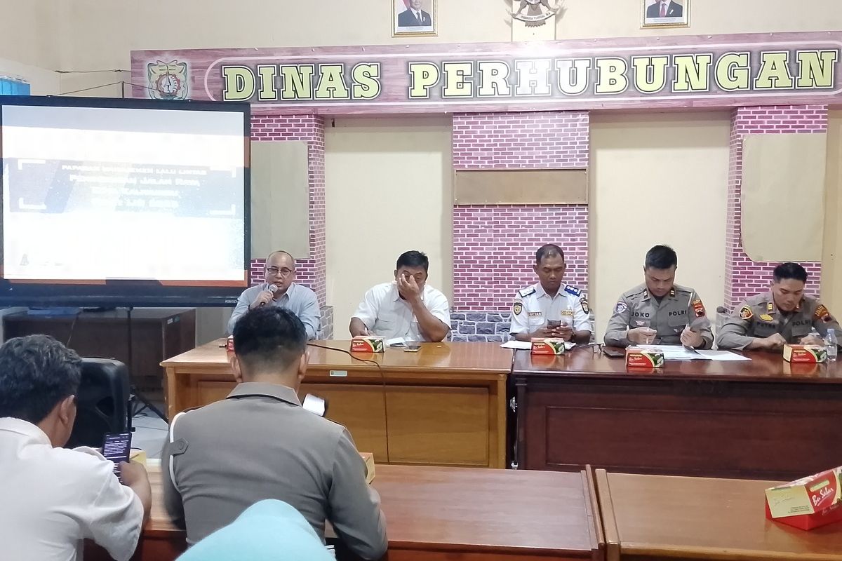 Pengecoran Jalan Nasional Kendal Dimulai Hari Ini, Arus Dialihkan 85 Hari