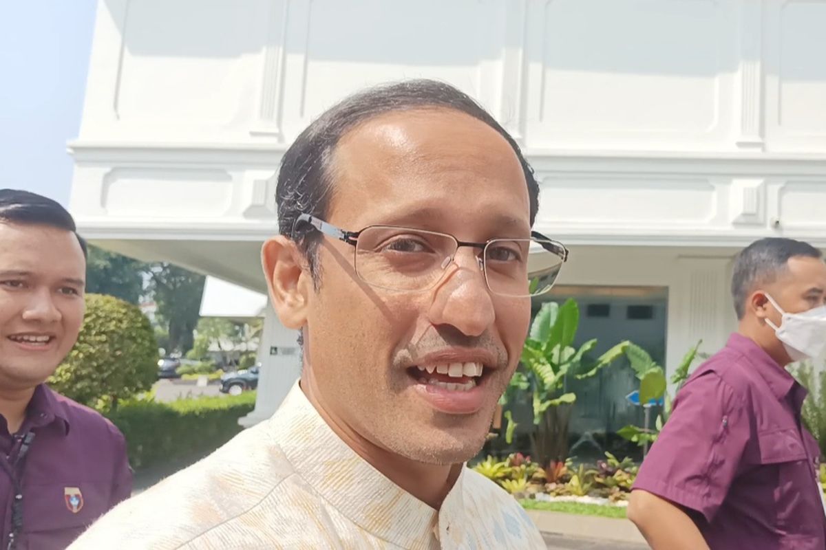 [HOAKS] Nadiem Tegaskan Berbagi Uang Pengadaan Laptop Rp 11 Triliun dengan Jokowi