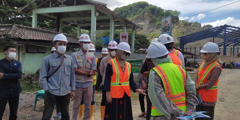Berita Terkini Harian Pabrik Sampah Kebok Kongok Terbaru Hari Ini ...