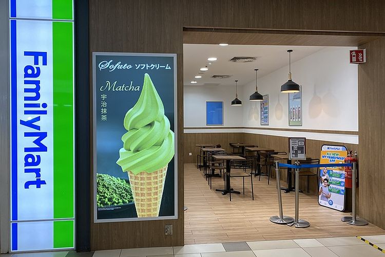 FamilyMart Jepang Tutup Area Makan di Tempat mulai 2024, Ini Alasannya