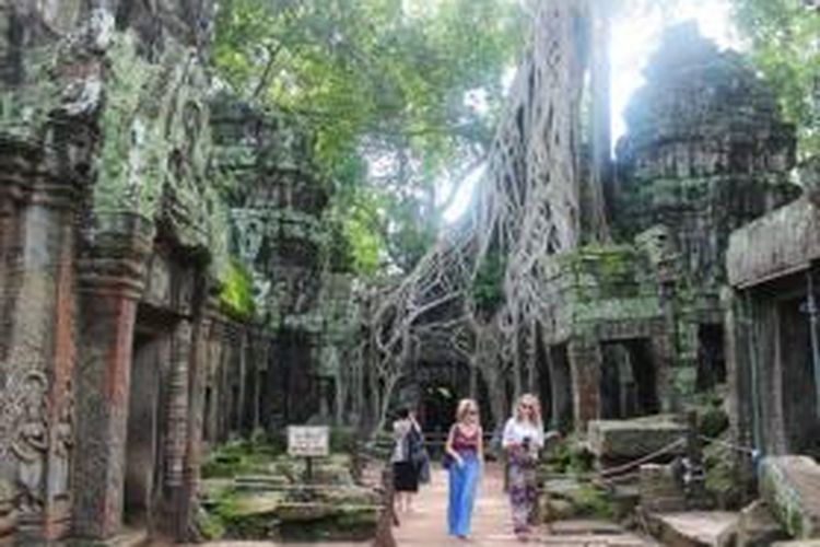 Menemukan Keindahan Angkor Wat