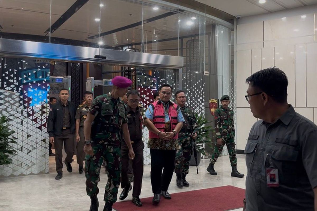 Tersangka Kasus Perintangan CPO, Eks Anggota Ombudsman Yeka Hendra ...