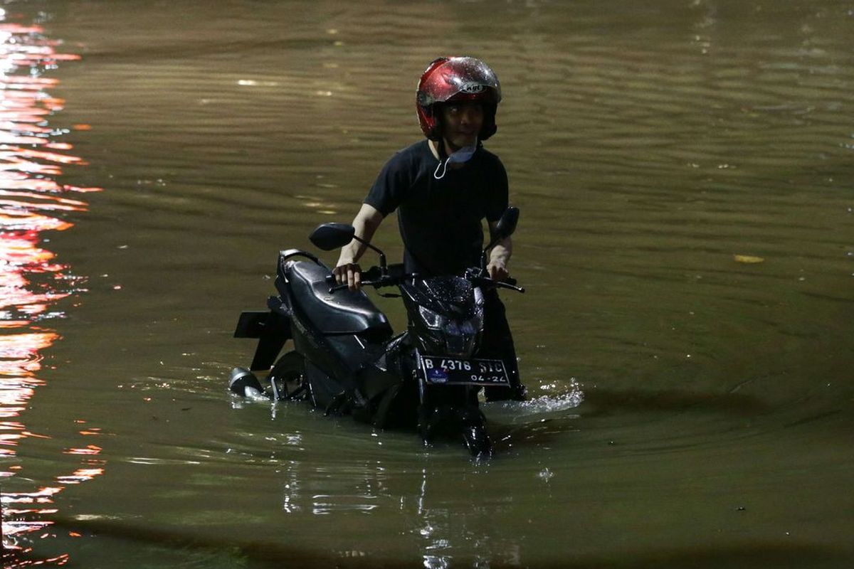 Komponen yang Wajib Dicek Setelah Motor Terendam Banjir