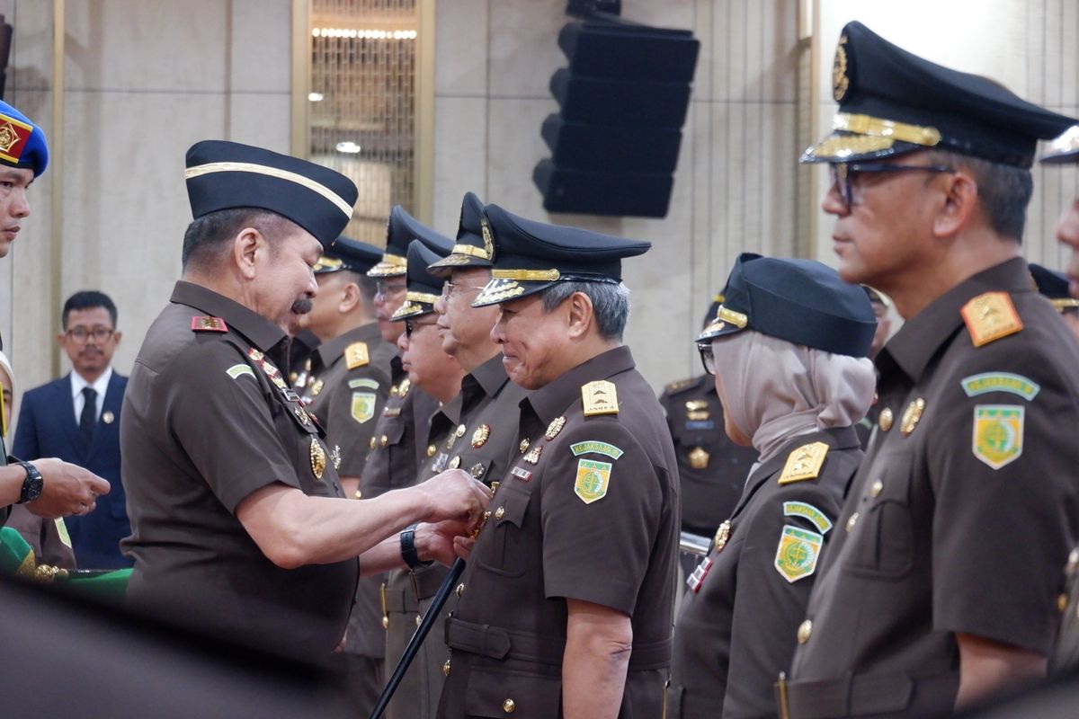 Jaksa Agung Lantik 34 Pejabat Tinggi di Lingkungan Kejaksaan RI