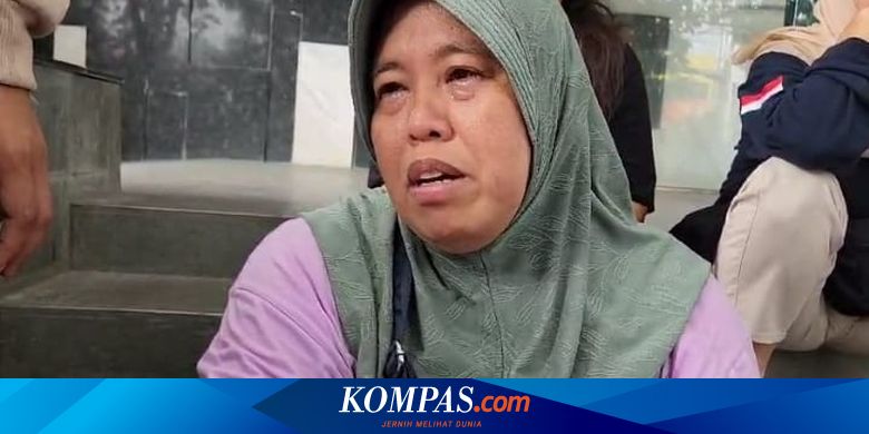 Perempuan Menangis Histeris di Lokasi Kebakaran "Saudara Frame ...