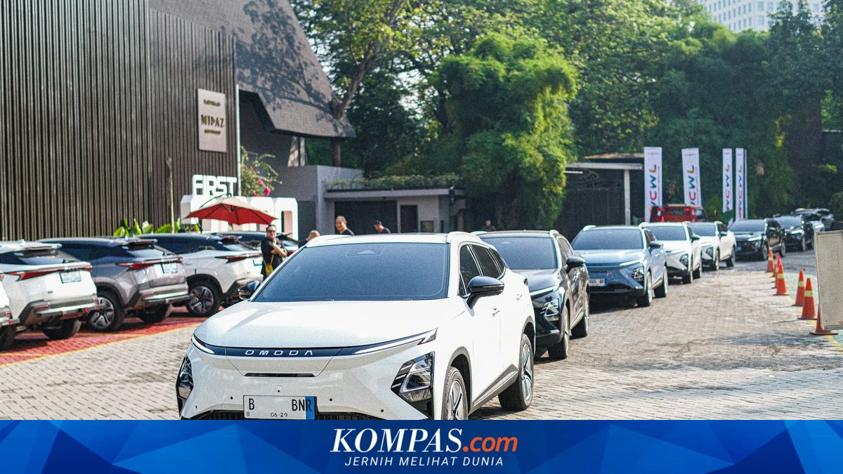 Jurang Perbedaan Besaran Pajak Mobil ICE Vs Listrik