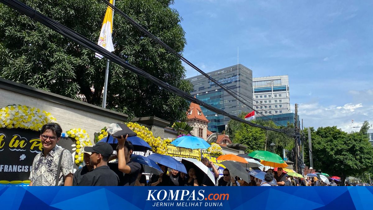 Kedubes Vatikan di Jakarta Dipenuhi Pelayat, Doakan Kepergian Paus ...
