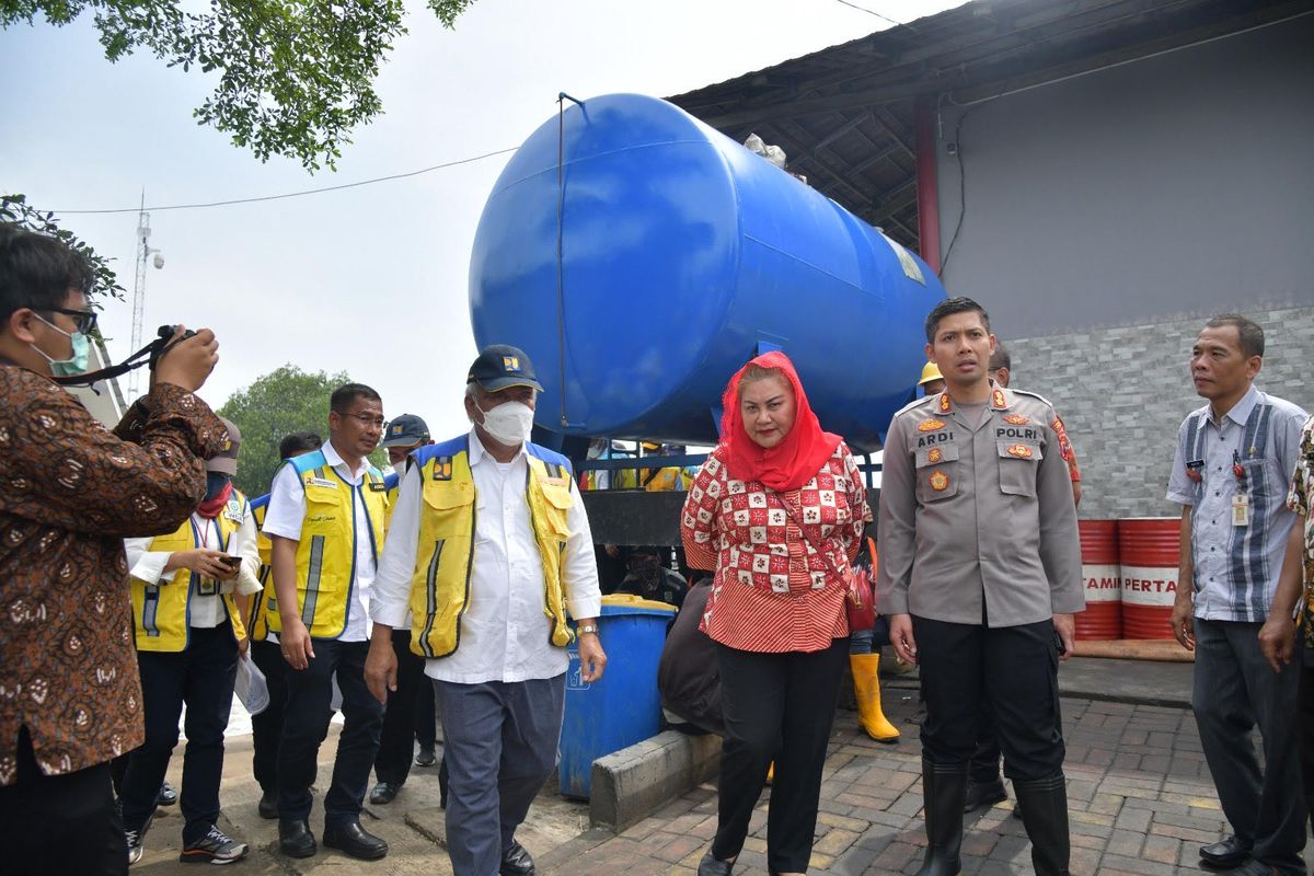 Mbak Ita Cegah Banjir di Wilayah Semarang Barat lewat Pengerukan Kali ...