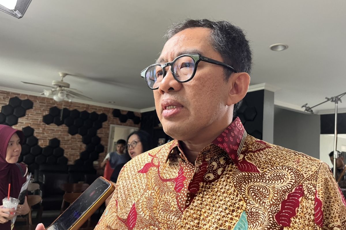 Wamenperin Faisol Riza Pastikan Tidak Ada Penyeragaman Rokok Polos