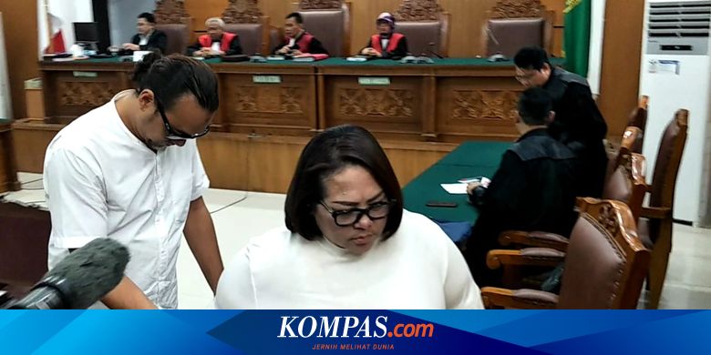 Nunung dan Suaminya Dituntut 1 Tahun 6 Bulan Rehabilitasi Narkoba