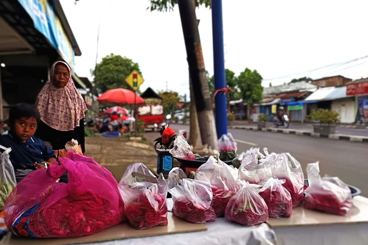 Ramadhan, Harga Bunga Mawar di Magetan Tembus Rp 350 Ribu Per Kresek