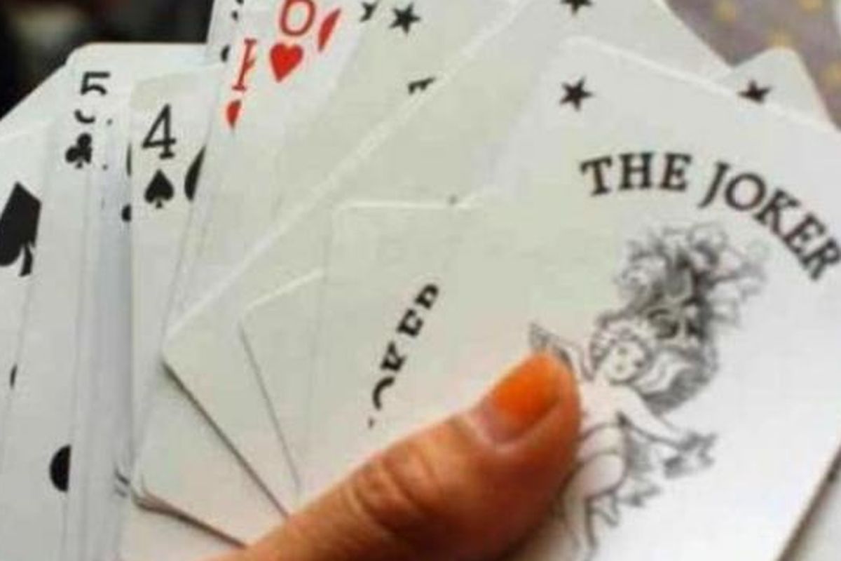 Anggota DPRD Kudus Tertangkap Main Judi Domino di Pinggir Jalan, Polisi ...