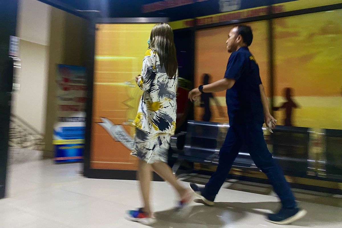 Berebut Suami Orang, 2 Perempuan di Lampung Berkelahi di Kafe