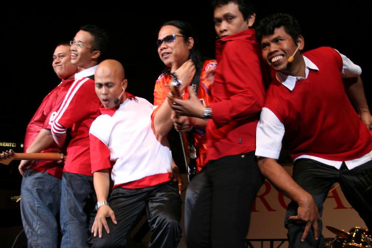 Lirik dan Chord Lagu Biarin dari Teamlo