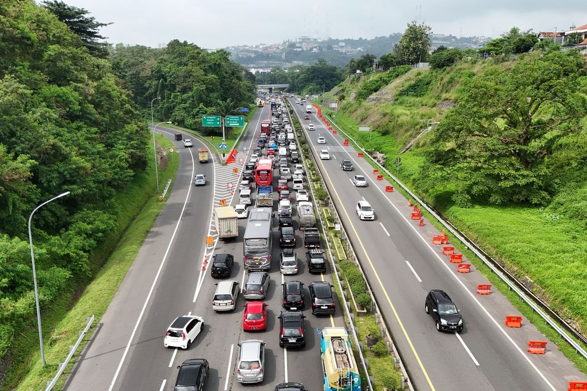 Mengenal Tol Tertua Kedua di Indonesia