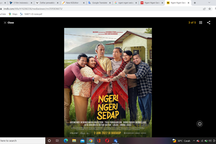 Foto : Dari Komedi hingga Drama Adat, Ini 7 Film Indonesia yang Angkat ...