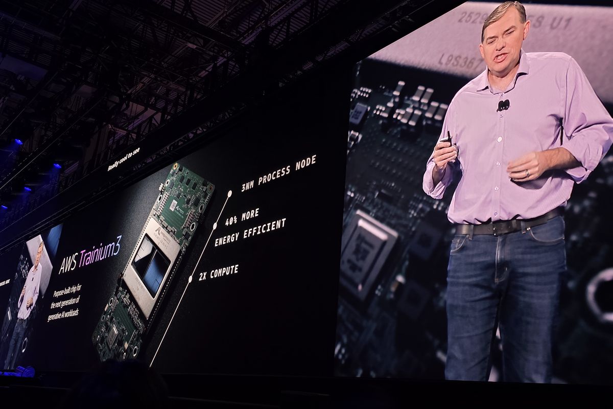 AWS Rilis Trainium 3, Chip AI Hemat Energi Penantang Nvidia