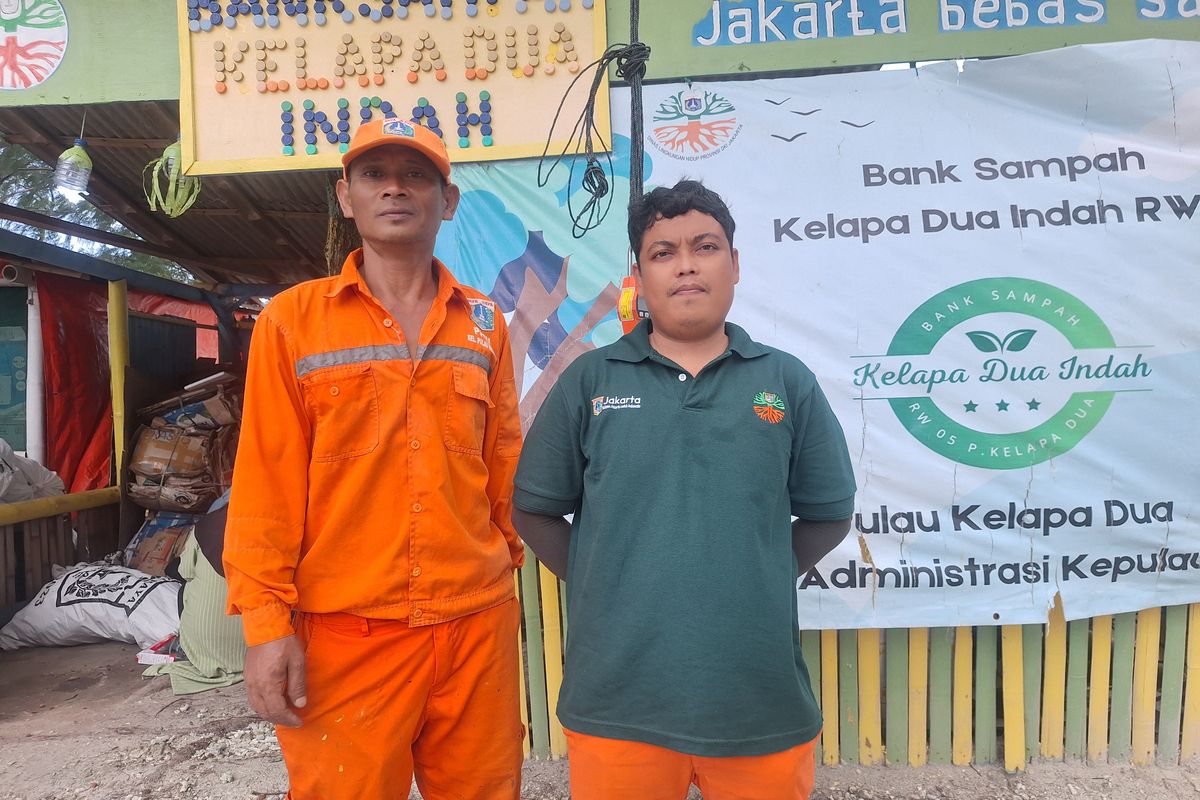 Perjuangan Zaenal Petugas Bank Sampah Pulau Kelapa, Kerap Kena Marah ...