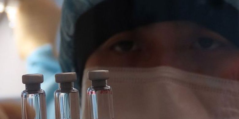 One Hundred Indonesian Doctors Die at Frontlines Fighting Covid-19