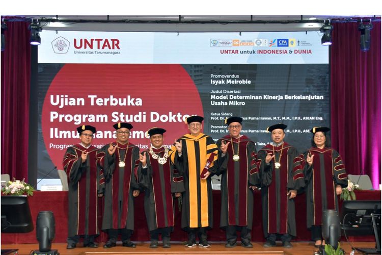 Foto : Untar Luluskan Doktor Pertama Ilmu Manajemen, Ini Sosoknya