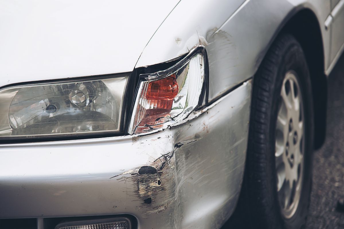 Ini Warna Mobil yang Gampang Belang Saat Body Repair