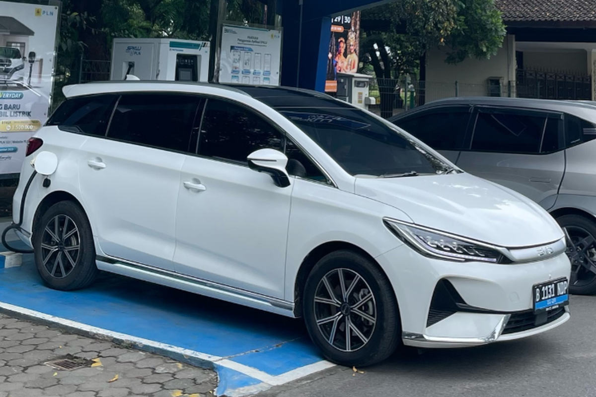 Estimasi Biaya Mudik Pakai BYD M6 Rute Jakarta-Semarang