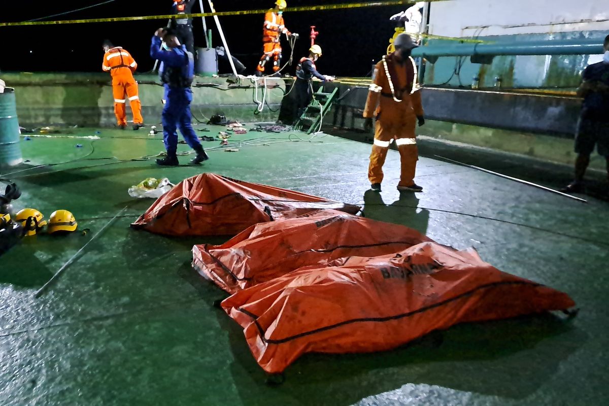 Kronologi Ditemukannya 3 Awak Tewas di Tongkang Tirta Samudera 3