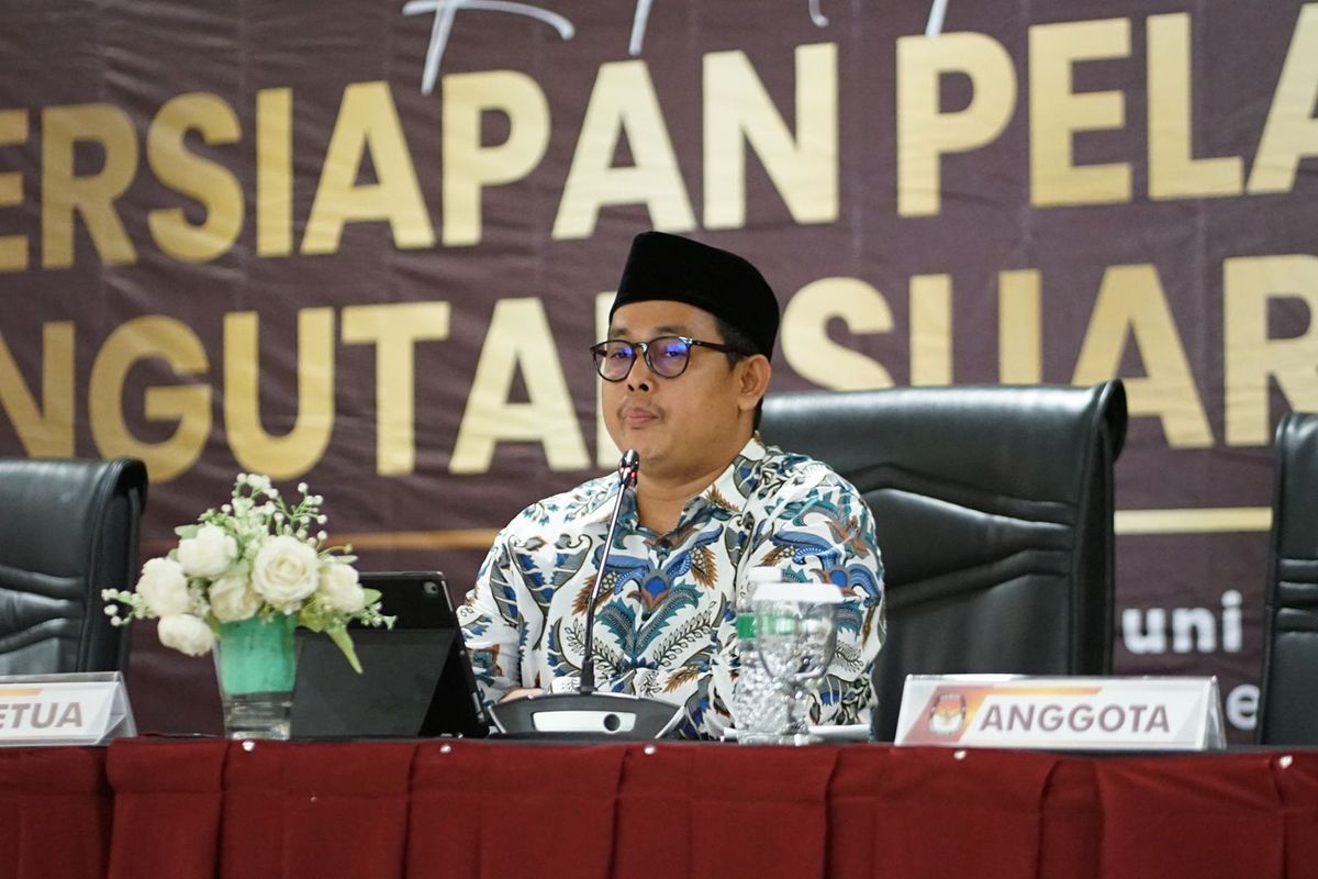 PSU di Sumbar, 16 Calon DPD RI Setujui Desain Surat Suara